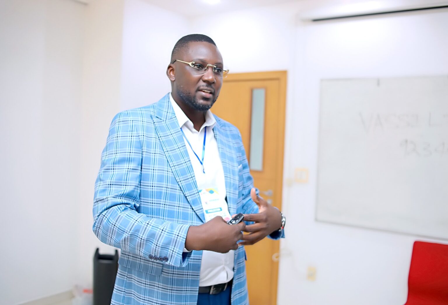 Lei Geral do Trabalho » LEI N.º 7/15 de 15 de Junho